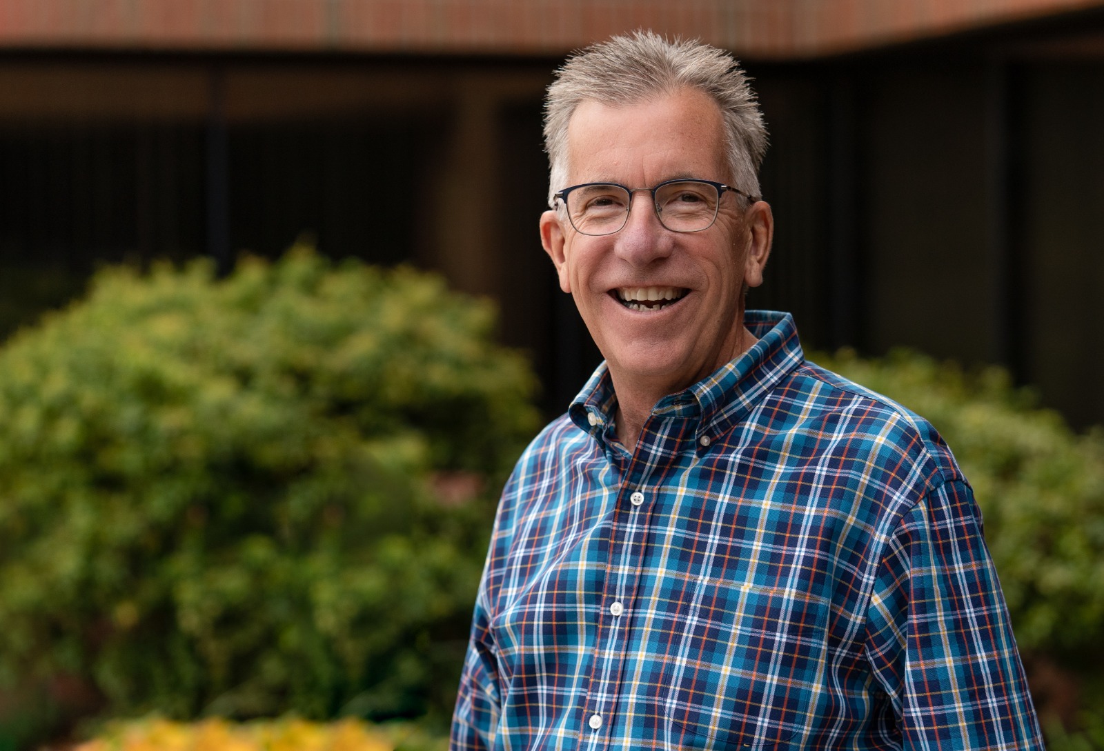 Former ESPN executive joins YJI board - Youth Journalism International